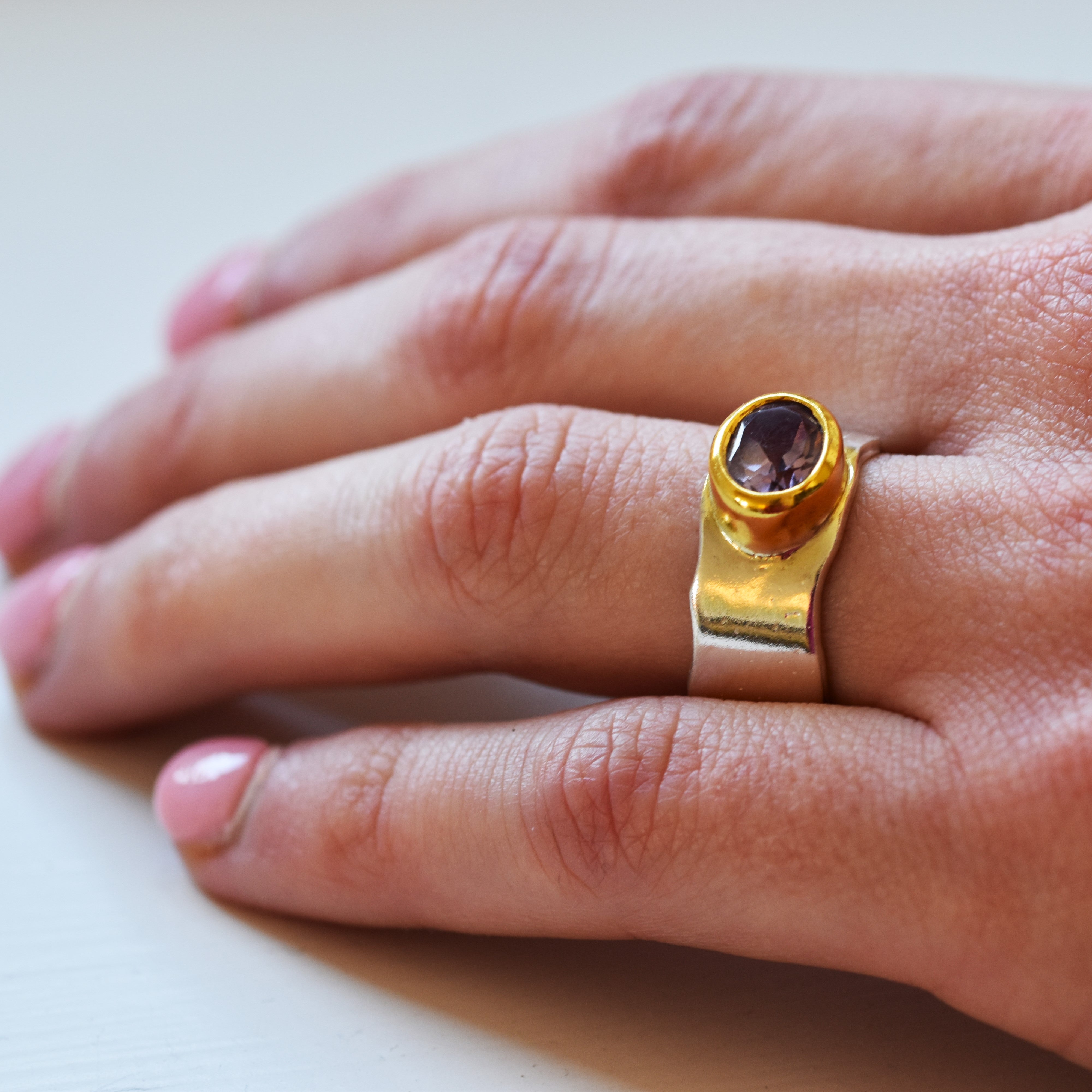 Amethyst Band Ring – Gem Bazaar Jewellery